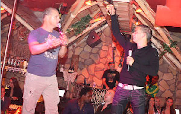 Oh Oh Cherso onverwacht bij opening club Jongejan