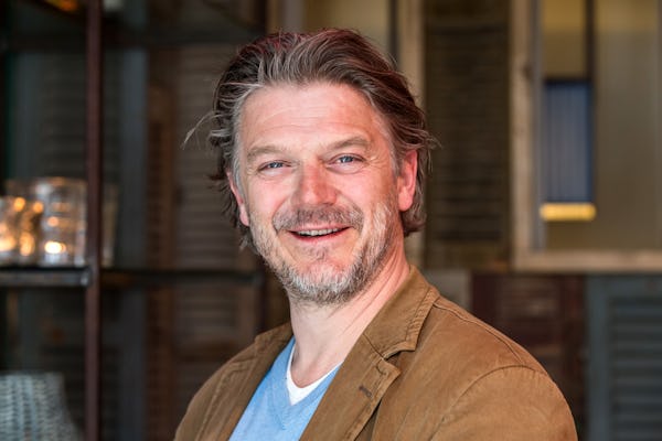 Marcel Hansen verkoopt IJkgebouw Alkmaar