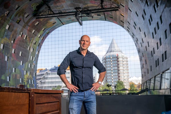 Even voorstellen: Albert Pronk, nieuwe columnist Snackkoerier