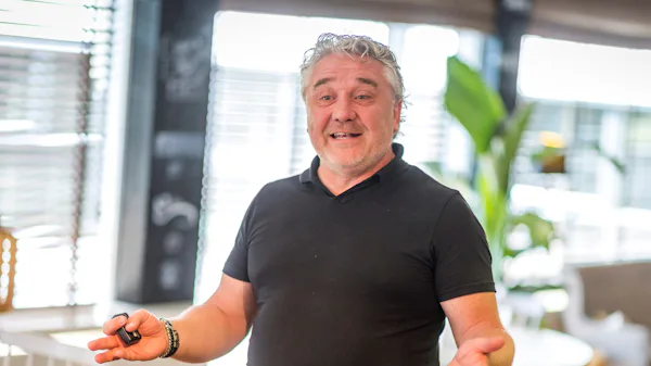 Waarom de perfect serve zo belangrijk is: 'Je pleurt het toch niet ...