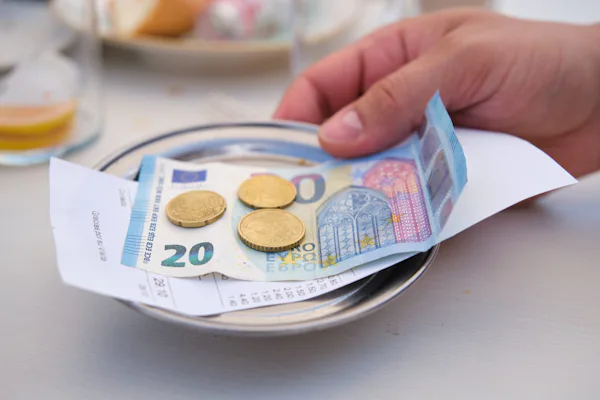 Betaalexpert Brink's weet waarom cash king is én blijft in de horeca