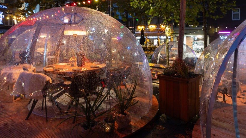 Gespot: Dineren onder de sterren in Dinner Domes bij Thomas