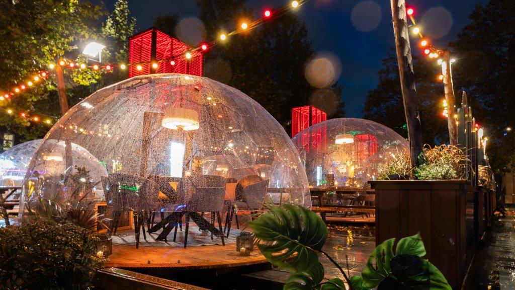 Gespot: Dineren onder de sterren in Dinner Domes bij Thomas