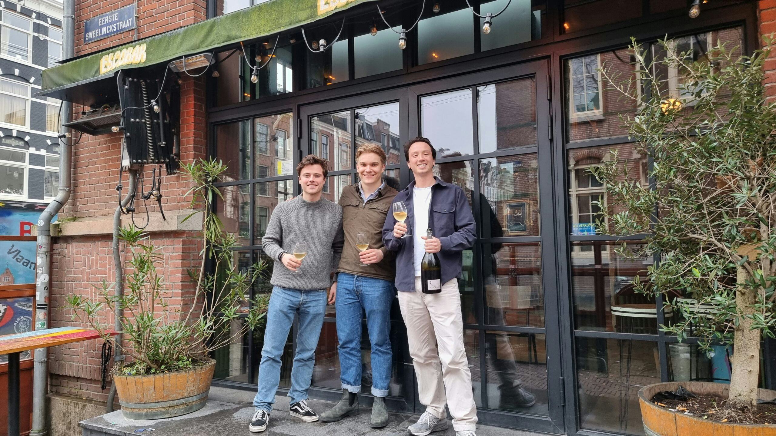 Hoe blíjf je populair als restaurant? Bij Troef in Amsterdam houden ze ...