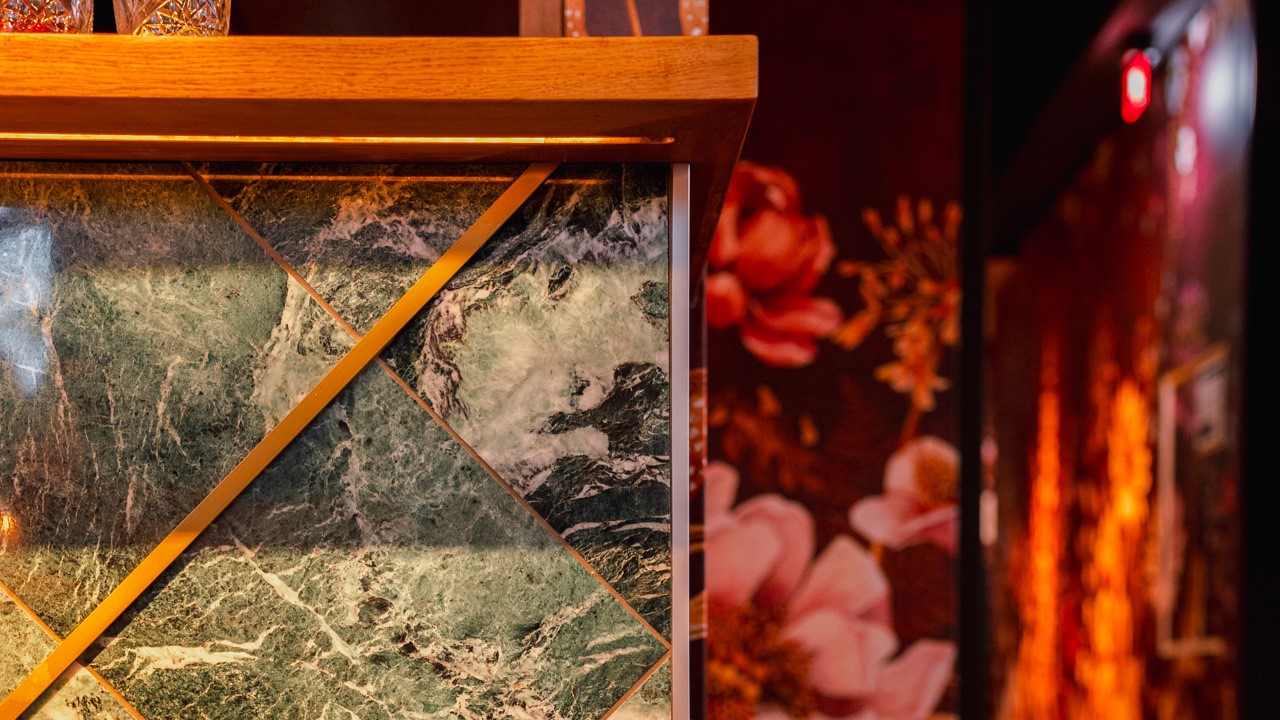 Binnenkijken bij Strøming: Tilburgs nieuwe rooftopbar op plek van ...