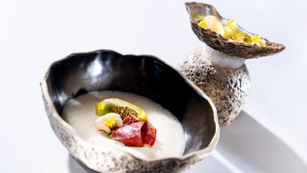 Kookvideo van Ronald van Roon, Calla's*: Oestervelouté met groene olijf ...